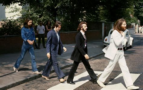 Watch Paul Mccartney Almost Get Run Over Recreating Iconic Beatles Artwork