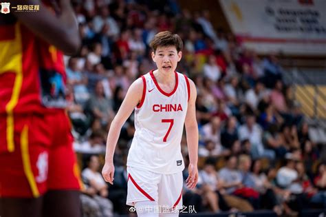 组图：中国女篮热身赛不敌西班牙 杨舒予积极防守 搜狐大视野 搜狐新闻