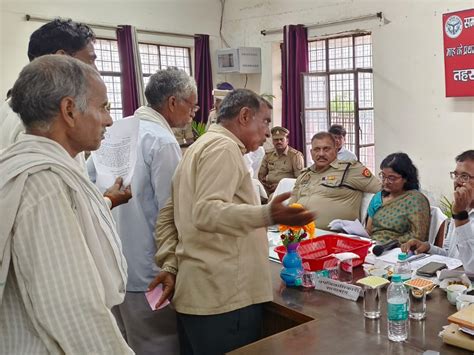 3 Out Of 86 Problems Resolved On The Spot In Hathras Dm Sp Remained