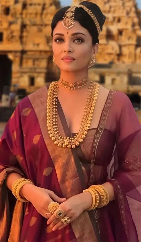 21 Best R Aishwariyaraifap Images On Pholder Legendary Smooch Of