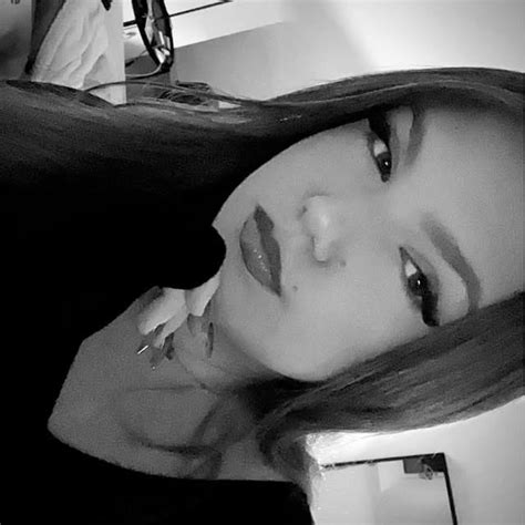 jade (@jadee__p) • Threads, Say more