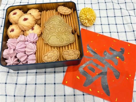 暖甜甜點warm Sweet 近期常發生「非營業時間」 客人入店內買不到甜點蛋糕 原因有很多⋯ 👉🏻客訂蛋糕正在包裝中 👉🏻蛋糕剛製做