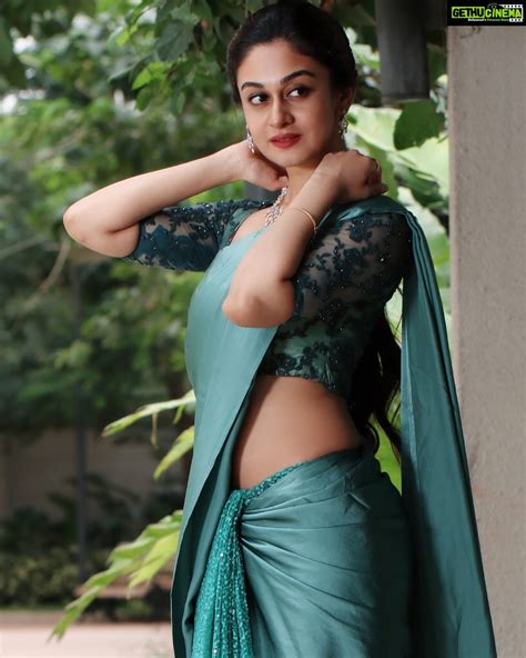 Actress Aishwarya Arjun Photoshoot And Hd Gallery Gethu Cinema