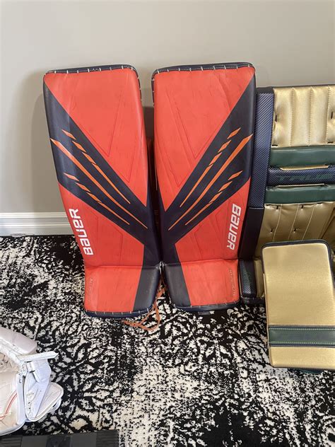 Bauer Pro Stock Hyperlite Goalie Leg Pads Sidelineswap