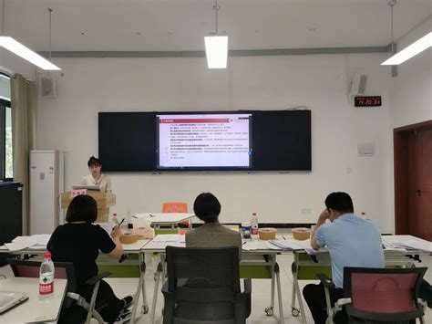 2021级公共管理研究生毕业论文开题报告会顺利举行 西南医科大学人文与管理学院