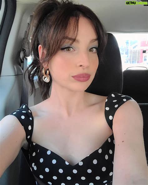 Anna Hopkins Wiki Biography Age Gallery Spouse And More