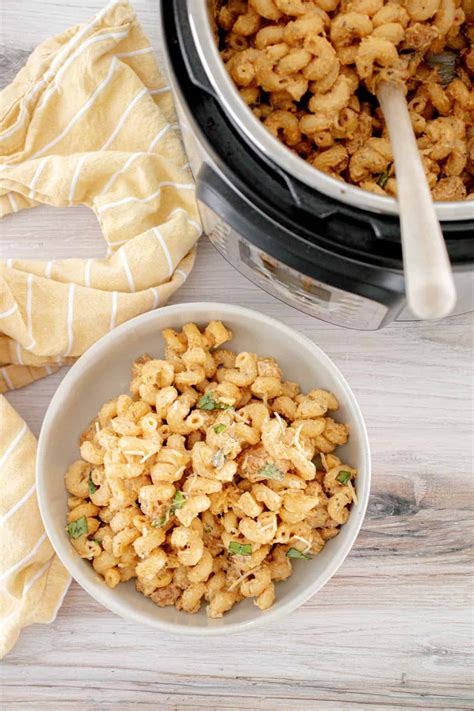 Instant Pot Cheesy Garlicky Pasta • Foodnservice
