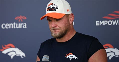 Mike Mcglinchey Back At Broncos Practice After Knee Sprain Cbs Colorado