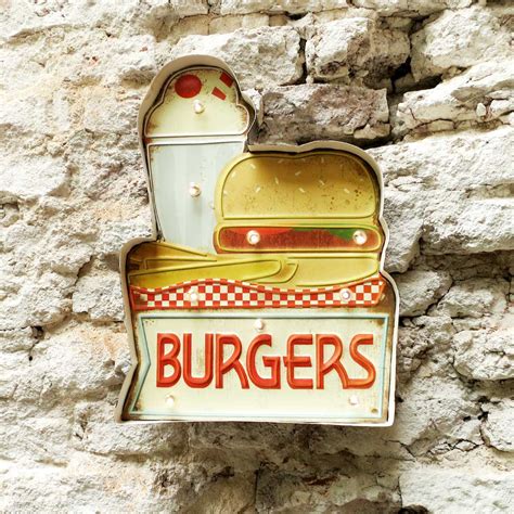 Cartel Luminoso Burgers Reinabatata