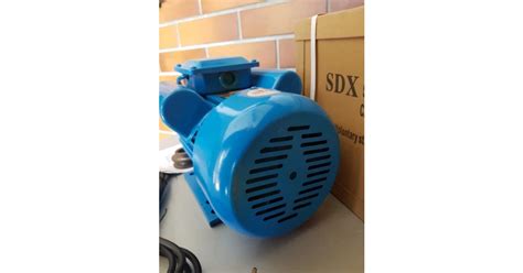 Motor Electric Monofazat Asincron 4 Kw 3000 Rpm Dss Arhiva Okaziiro