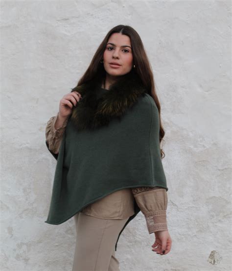 Capa Lua Verde García Trend