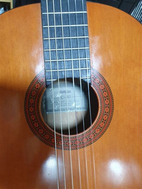 Yamaha C40 Classical Guitar With New Strings Hobbies And Toys Music