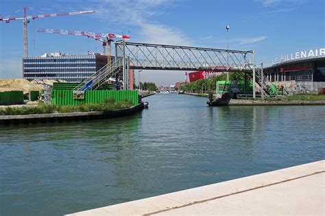 Canal St Denis