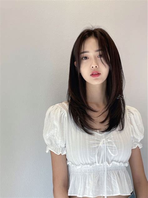 Layered Hair Bangs Hair Styles Curtain Bangs Medium Length