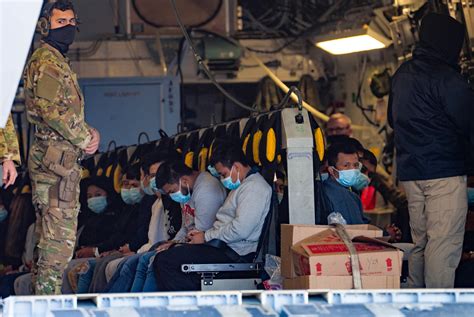 Tariffs On Hold After Mexico Us Work Out Deal On Border Security
