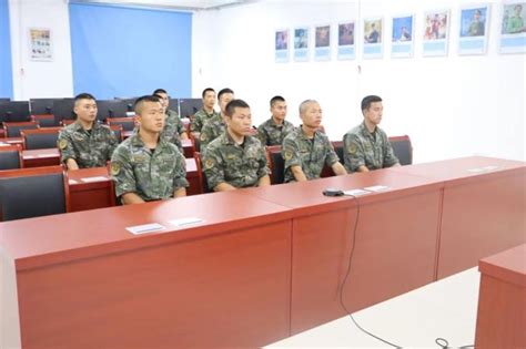 致敬八一 交通安全宣传进军营 军警双拥共建平安路澎湃号·政务澎湃新闻 The Paper