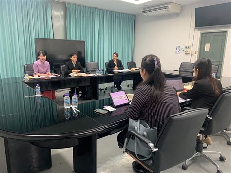 มหาวิทยาลัยเชียงใหม่ ให้การต้อนรับ นางปิยวรรณ อยู่นคร ผู้จัดการมูลนิธิ