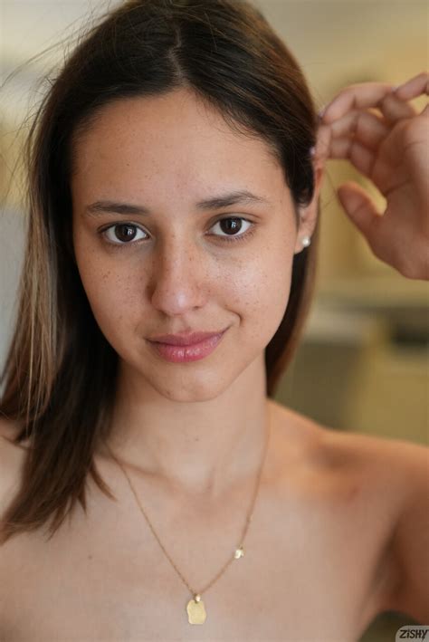 Agos Firenze 表演的 Zishy 热门照片