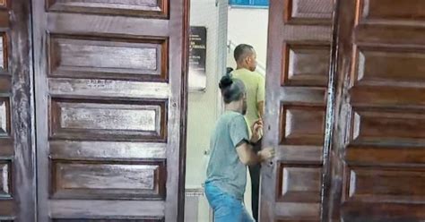 Cómo Es La Llamada Cárcel De Los Famosos” En La Que El Ex Futbolista