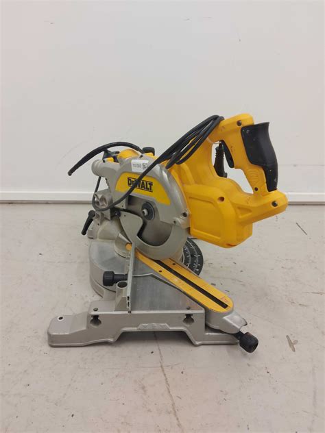 Kap & Gersåg DeWalt DWS777 -QS - PS Auction - We value the future ...