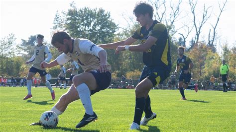 Mens Soccer Tripped Up By Rochester 2 1 Nazareth University Athletics