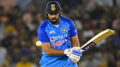 He Is Trying To Do A Litte Bit More Sunil Gavaskar Explains Reason