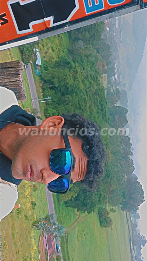Chico joven busca chicas para relacion o psarla bien Panamá