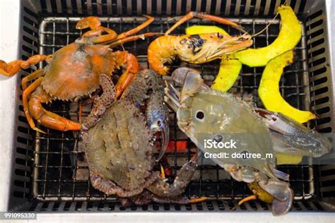 굽고 새우와 게에 식당 와규 요리 음식 바베 큐에 그릴 그릴 뷔페 레스토랑 건강한 식생활에 대한 스톡 사진 및 기타 이미지