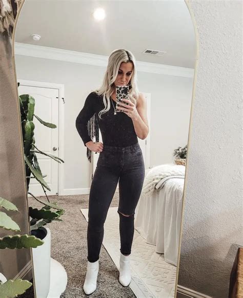 Photo Of Lacey Shaw