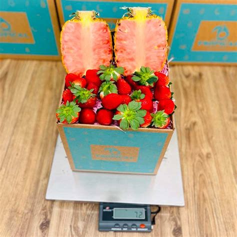 Strawberry Pinkglow™ Double Delight Box Tropical Fruit Box