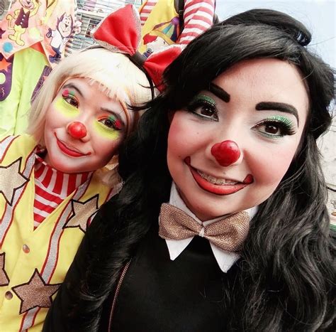 Pin By Bob Knight On Lady Clown 2 Clown Pics Female Clown Clown