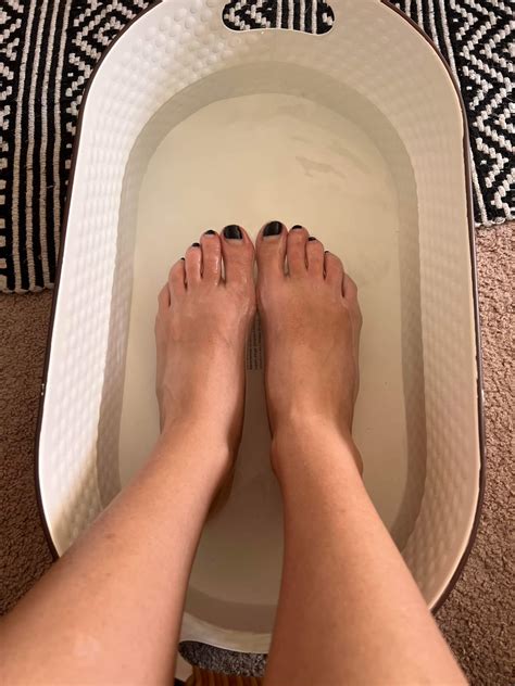 Who Wants To Pamper My Feet Rverifiedfeet