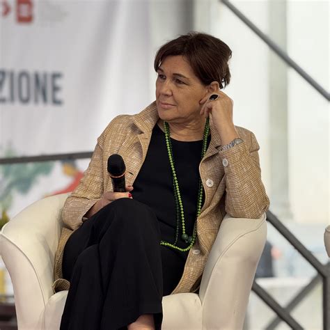 Unicoop Firenze Acquisisce 16 Store Da Unicoop Tirreno