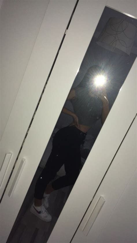 Selfie Mirror Scenes Teen Mirrors Selfies