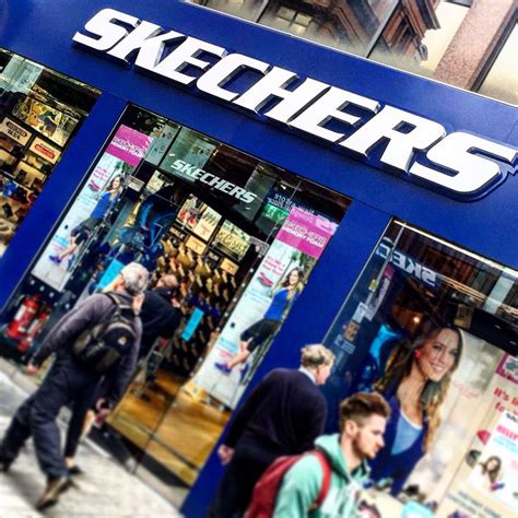 Canapé Launch of Sketchers Belfast