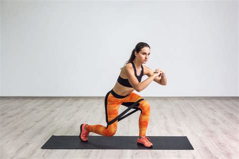 10 exercices fessiers avec élastique pour tonifier les fesses Cellublue
