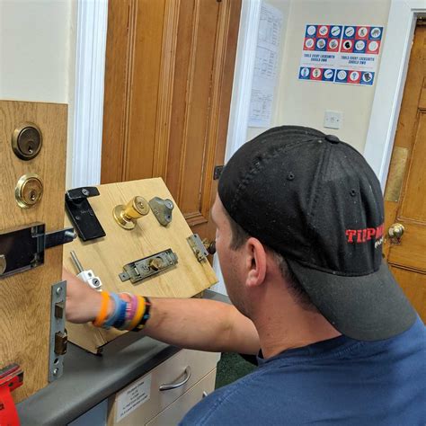 Locksmith Training Courses Atherton Become A Locksmith Elcas