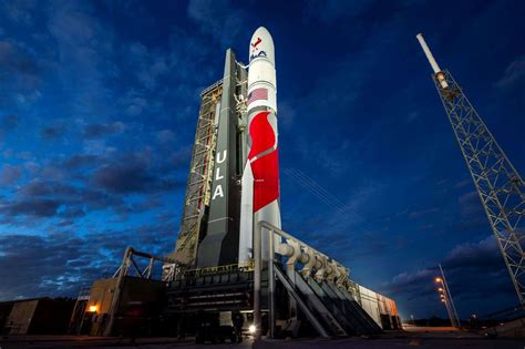 שידור חי החללית המסחרית הראשונה משוגרת לירח ישראל היום