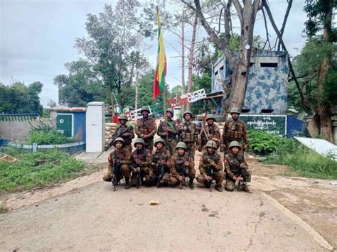 နောင်ချိုမြို့နယ်၊ ကံကြီးကျေးရွာအုပ်စုမှ လူငယ် ၁၃ ဦးထက်မနည်းကို စစ်တပ