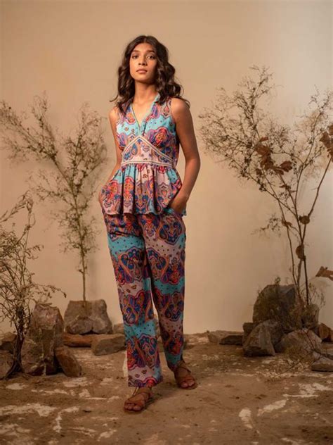 Shop Genuine Label Reyya Collection At Best Offers