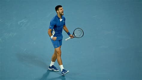 Djokovic Pierde Los Papeles Y Amenaza A Un Espectador En Pleno Partido