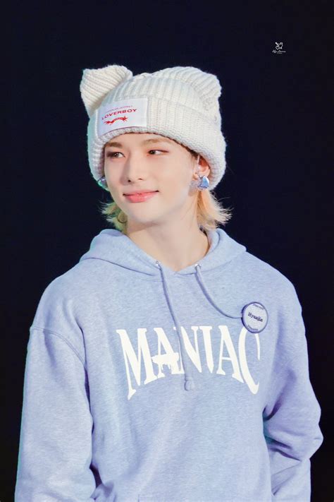 듕 On Twitter 세로크롭
