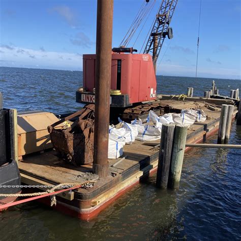 Spud Barges For Sale Heartland Barge Brokerage