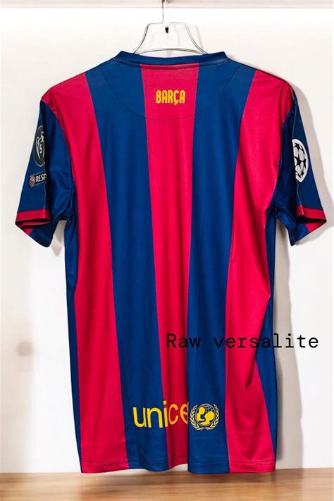 Raw বার্সার প্রতিটি রেট্রো জার্সি মনে করিয়ে দেয় মেসির জাদু ইনিয়েস্তার ছন্দ নেইমারের স্কিল