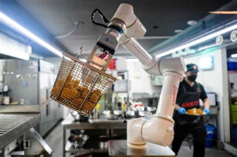 Lava Kafle On Linkedin Restaurant Robots Are The ‘vanguard Of Automation Top Analyst Says Its