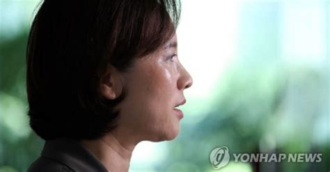 與 거세지는 중진 물갈이론영입인사 김수현은 총선 불출마