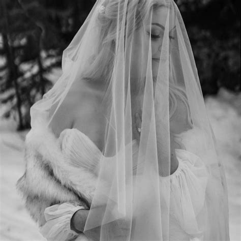 Ivory White Faux Fur Bridal Shawl Winter Wedding Fur Stole Wrap