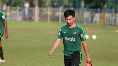 Wahyudi Hamisi Penendang Kepala Bintang Persebaya Selalu Gagal Masuk Timnas Indonesia
