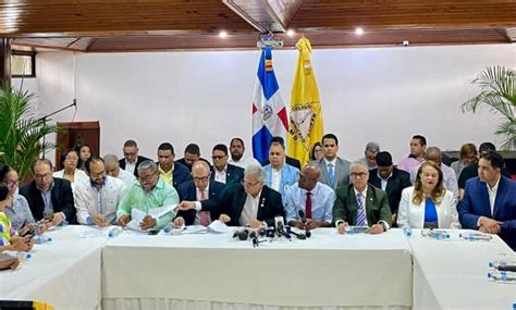 Cmd Y Ars Firman Acuerdo Para Entrega De Códigos A Médicos