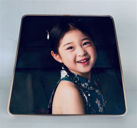 Ширээний болон ханын зургийн жааз